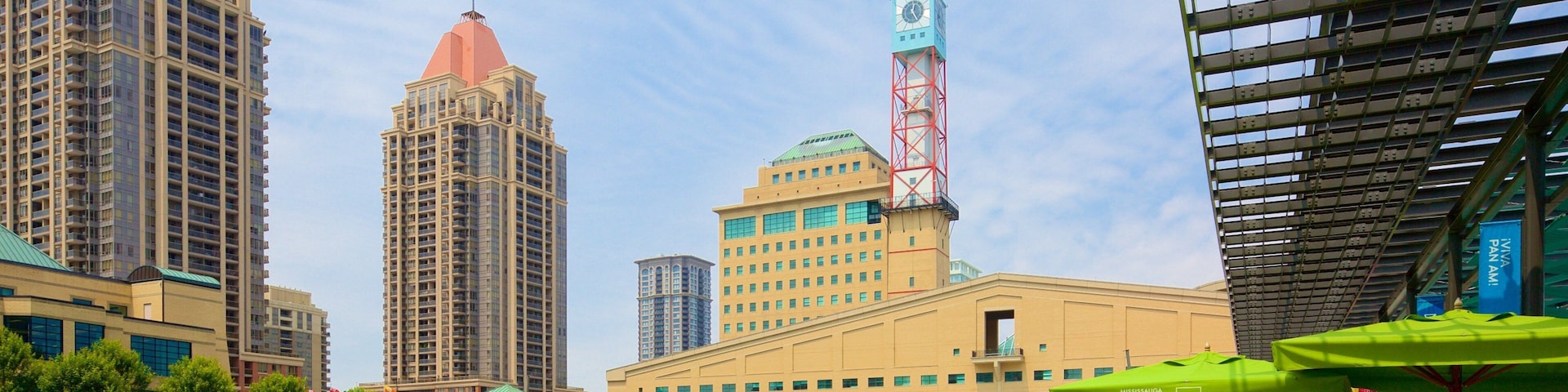Mississauga Civic Centre showing a park and a city