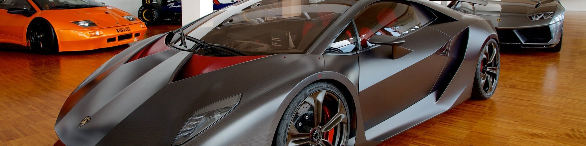 Museo Lamborghini caracterizando vistas internas