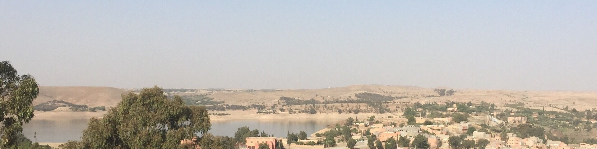 Lake in the middle of the desert! Peaceful place.