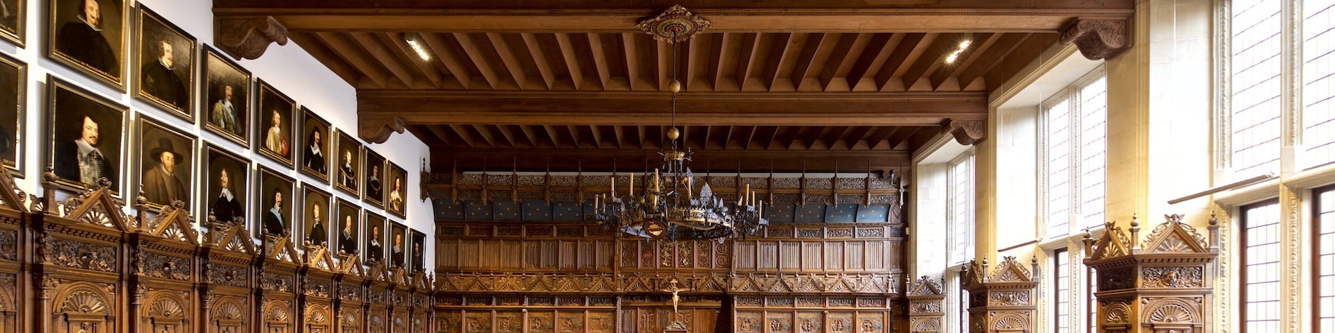 Historisches Rathaus showing interior views and heritage elements