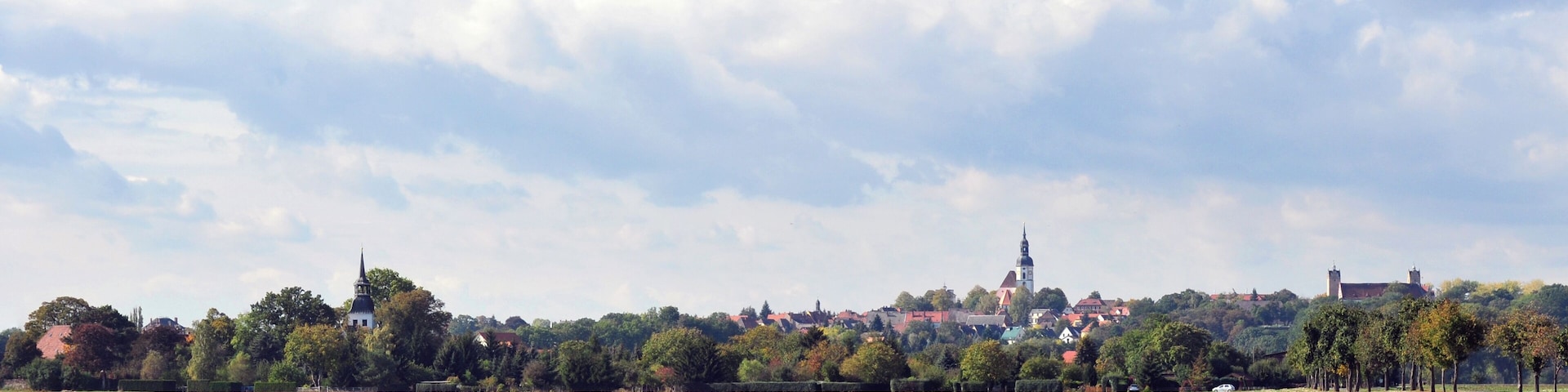 View over Lorenzkirch (Zeithain, Saxony, Germany) to Strehla (in the background).