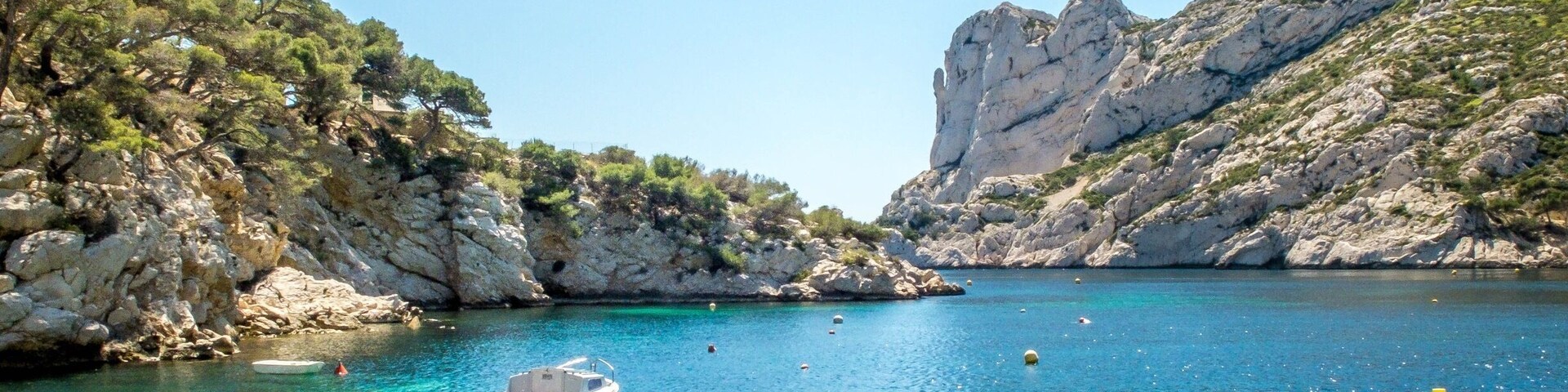One of the most beautiful calanques and my favorite one
#blue