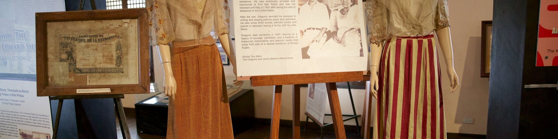 Cebu Island which includes interior views and heritage elements