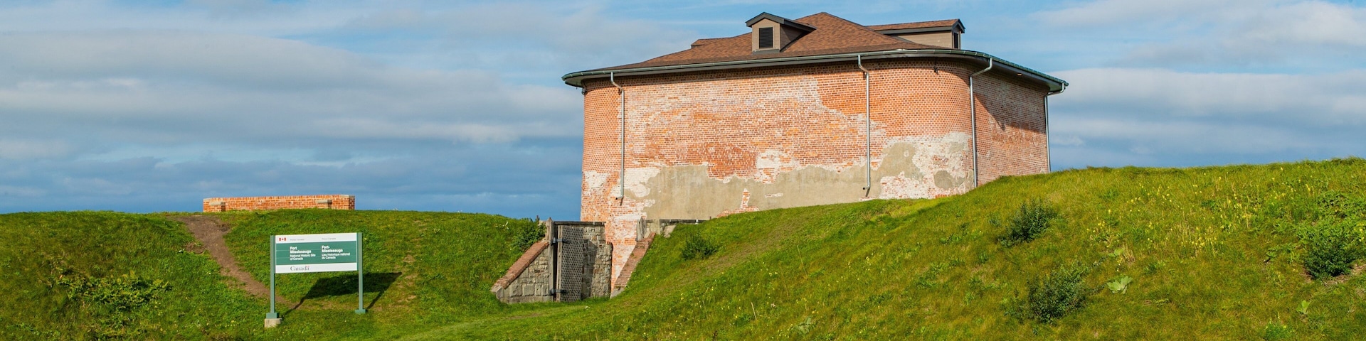 Fort Mississauga which includes heritage elements