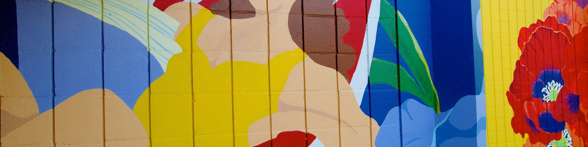 Kootenay Gallery mostrando arte ao ar livre e arte