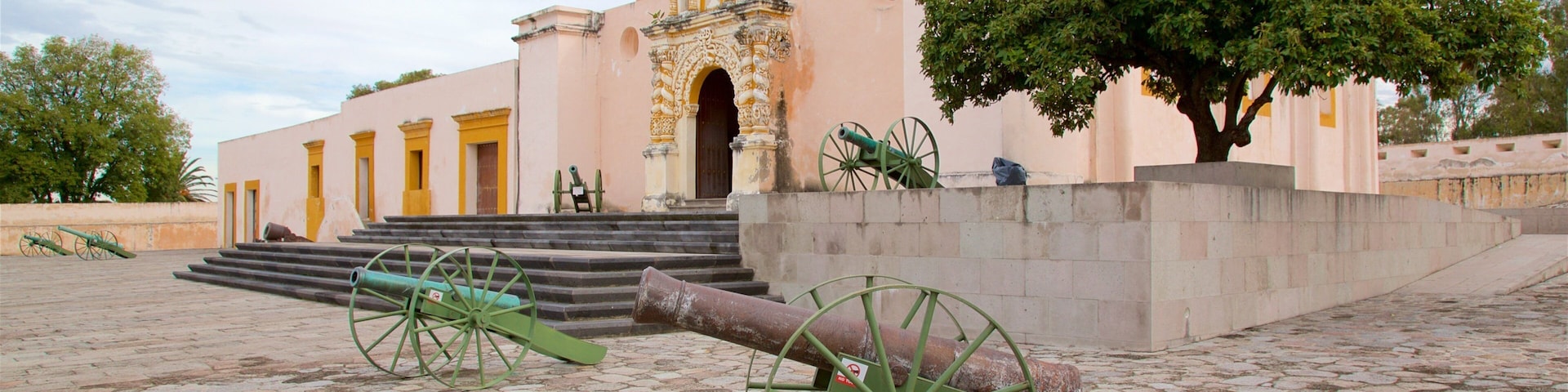 Fort Loreto featuring heritage elements and military items
