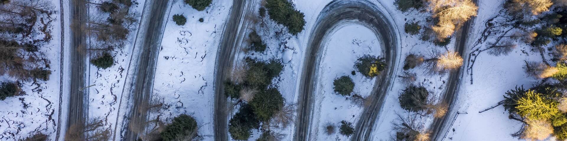 Amazing road to Lago di Gioveretto.
#drone #italy #OnTheRoad