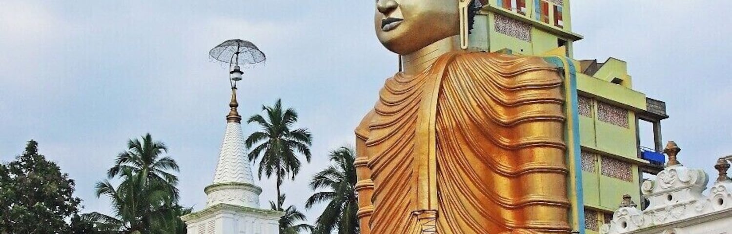 This is the giant Buddha statue in Veherahena ancient temple.