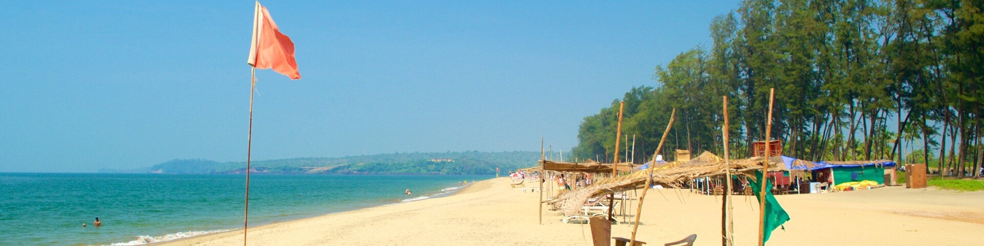 Querim Beach showing a sandy beach, tropical scenes and general coastal views