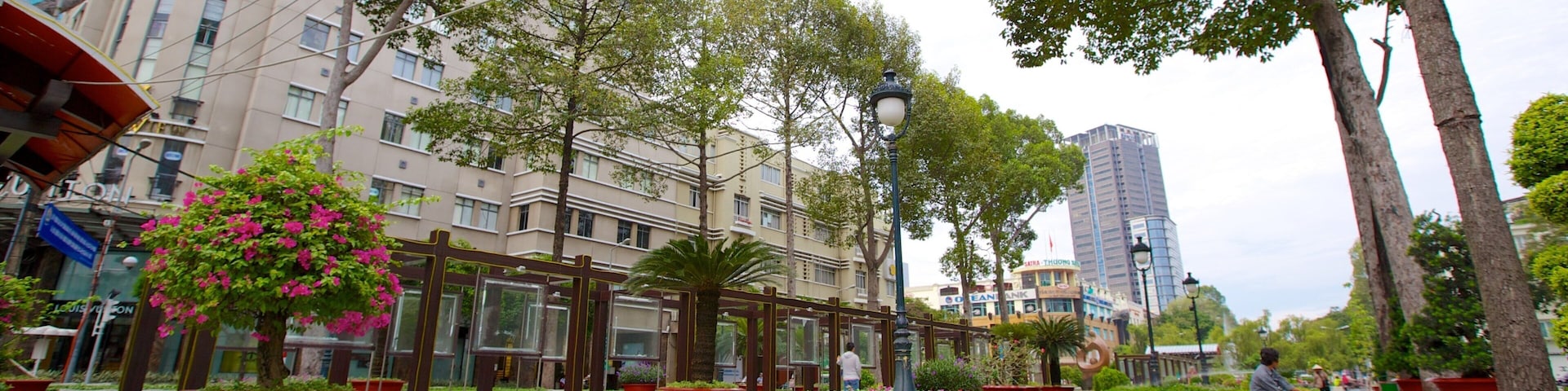 Ho Chi Minh City showing a garden and a square or plaza