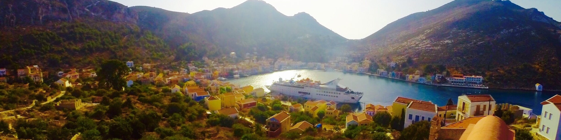 The #colorful houses of beautiful Castellorizo, with the cutest roofs.
This is also the island for which David Gilmour wrote songs in his solo album 'On an island'. (just to remark how inspiring there is.) 😊
#mediterranean #island #architecture
