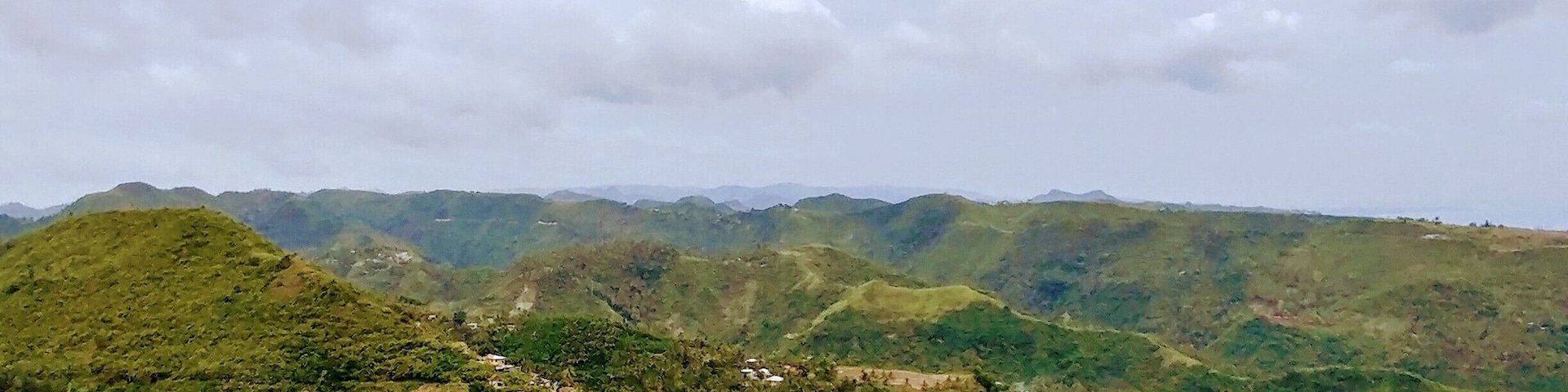 Drive for a few minutes on a small road and you are rewarded with a beautiful view. #Green