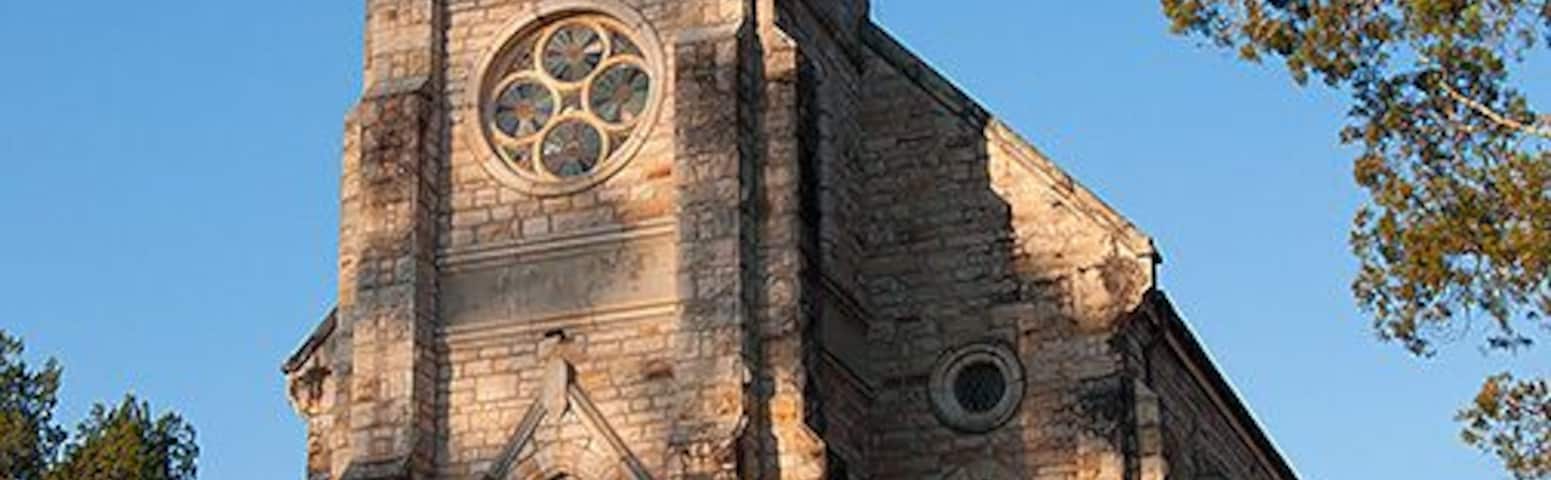 St Mary’s Catholic Church is a beautiful Gothic stone building dating to 1894. It sits in a green, leafy part of Maclean at a high vantage point, and is well worth a look at sunset.