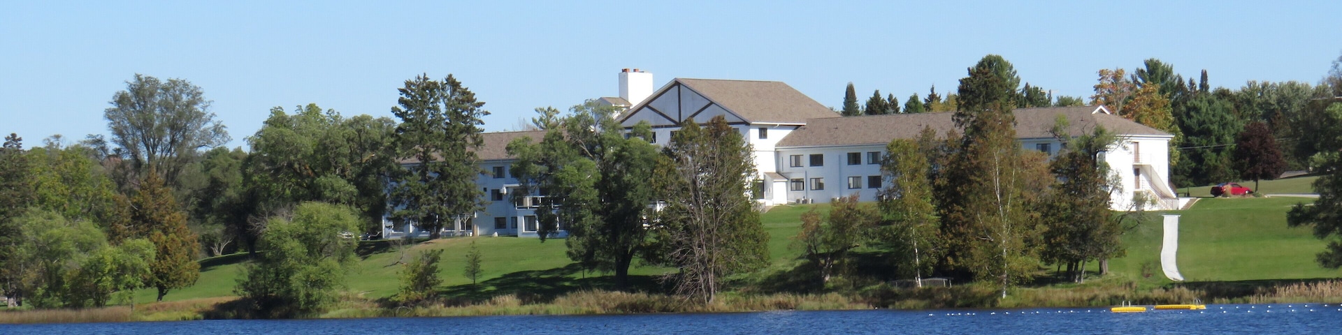 A beautiful lodge in the middle of 10,000 acres.