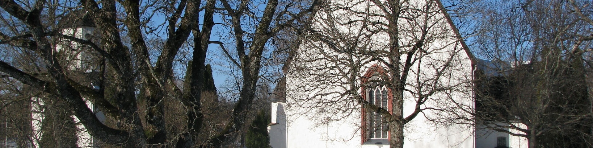 The Pyhtää Church was built around 1460. Its original medieval outfit has remained almost untouched.