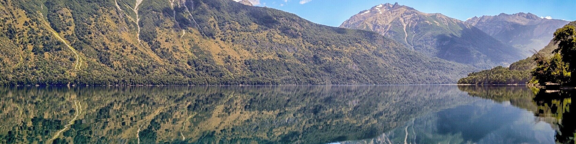 At Los Alerces National Park you can find this incredible lake call Rivadavia. You can camp in the park or just a day trip by car.
#bvspatagonia
#PNLosAlerces #Patagonia #Argentina