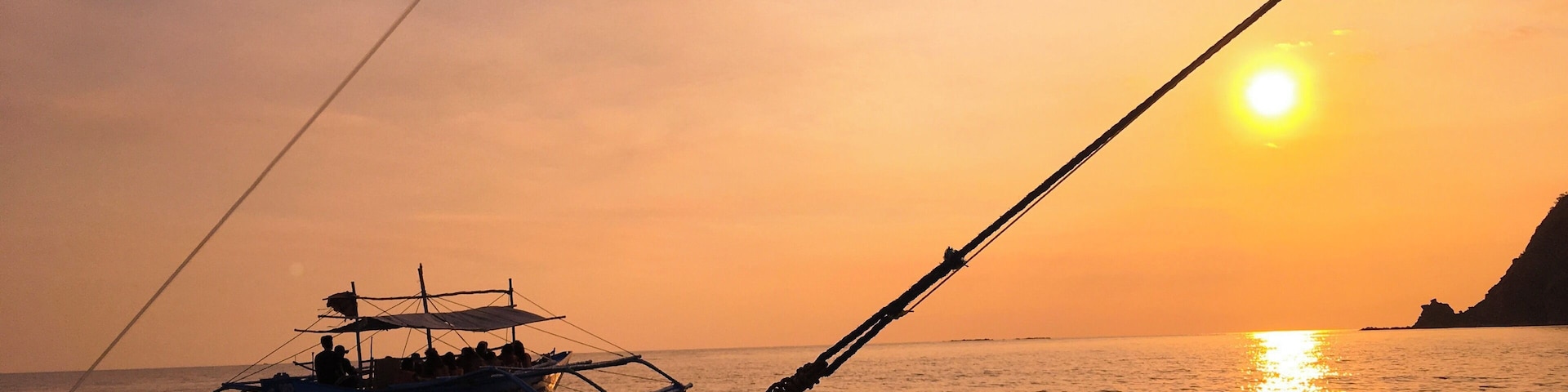 Z A M B A L E S
Sunsets are proof that endings can be beautiful too😍
#sunset #life #philippines