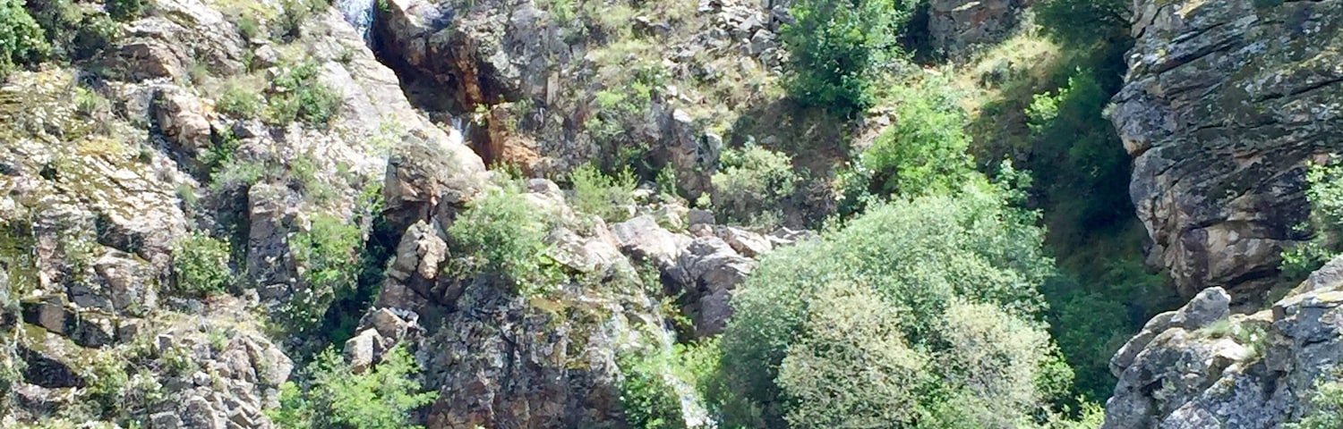 Cola del embalse de El Atazar en el río Lozoya (Comunidad de Madrid, España)