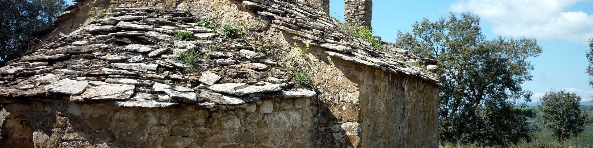 Capella de Sant Pere del Soler de Pallerols: lateral nord (la Baronia de Rialb)