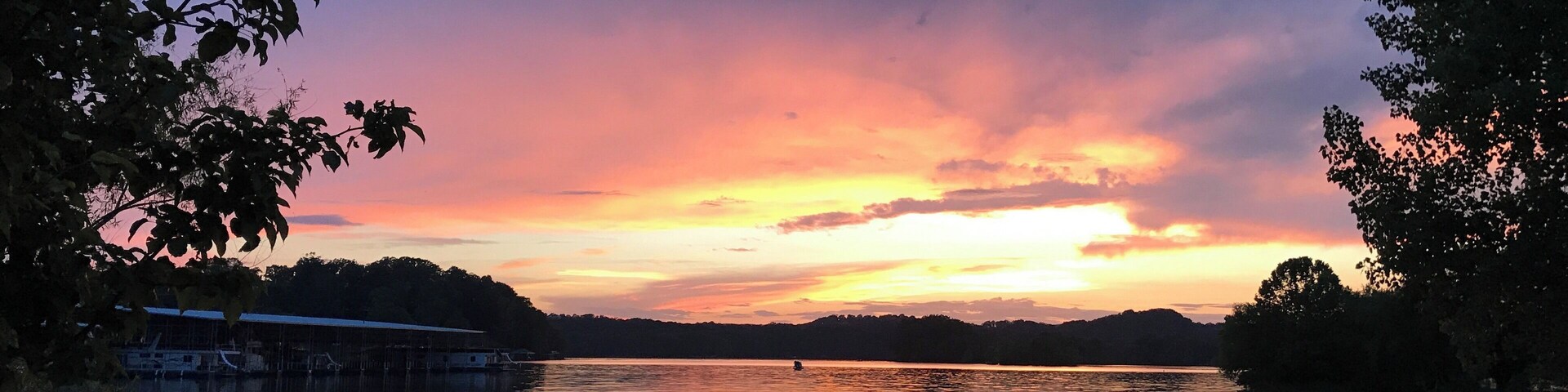 Harrison Bay, Tennessee has some of the best sunsets in the Chattanooga area. #Adventure along the water and enjoy the colors! Bring your fishing boat, rafts and a cold drink.