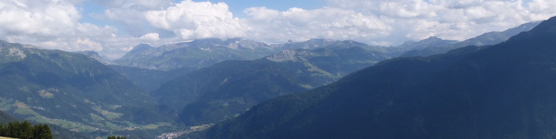 les montagnes du beaufortain depuis le mont bisanne