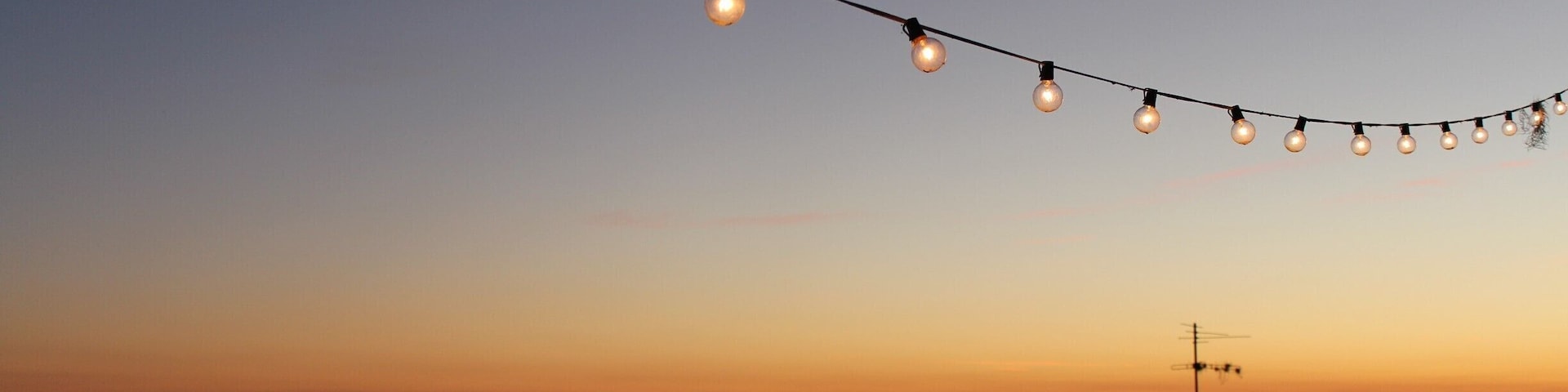 this used to be a property with several small cottages located on a lakefront that could be rented for vacation stays... facebook page associated with the property indicates it was purchased by new owners in July 2016 and is not currently being run as such... what a shame it was a great spot for a getaway