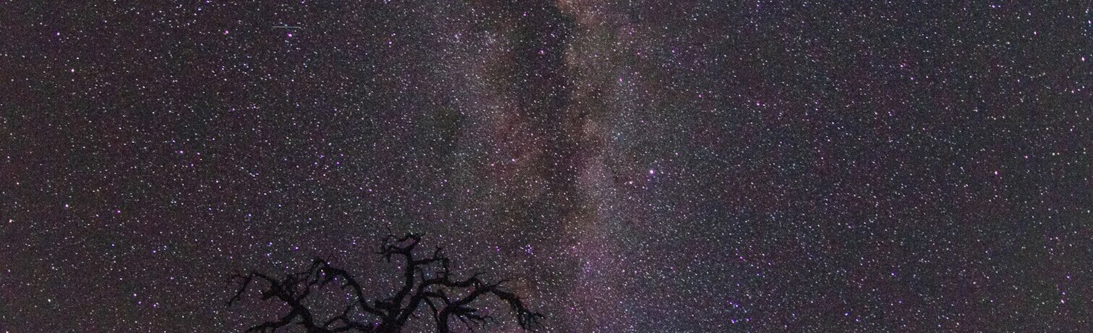 Astropanorama of the Milky way over Namibia.
#BvSAstro