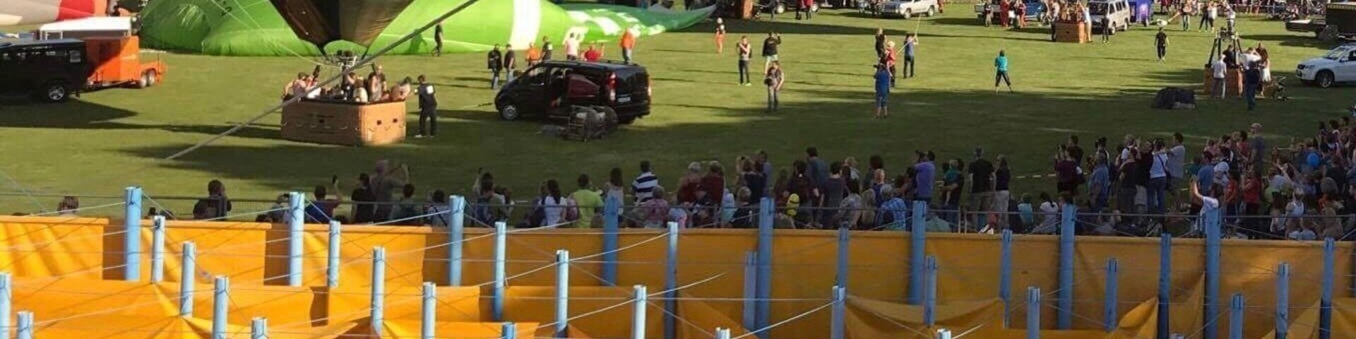The best view of the Hot Air Balloon Festival is from the tower of the Labyrinth in the Freizeitpark Rheinaue
#Patterns