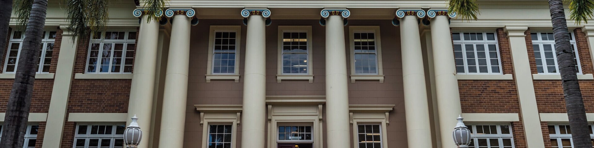 This is an old building situated in my university. I always love to capture these kind of historically valued buildings. So, I grabbed my camera and walked all over the university to capture some beautiful historical constructions. Here are some some results of my attempt.