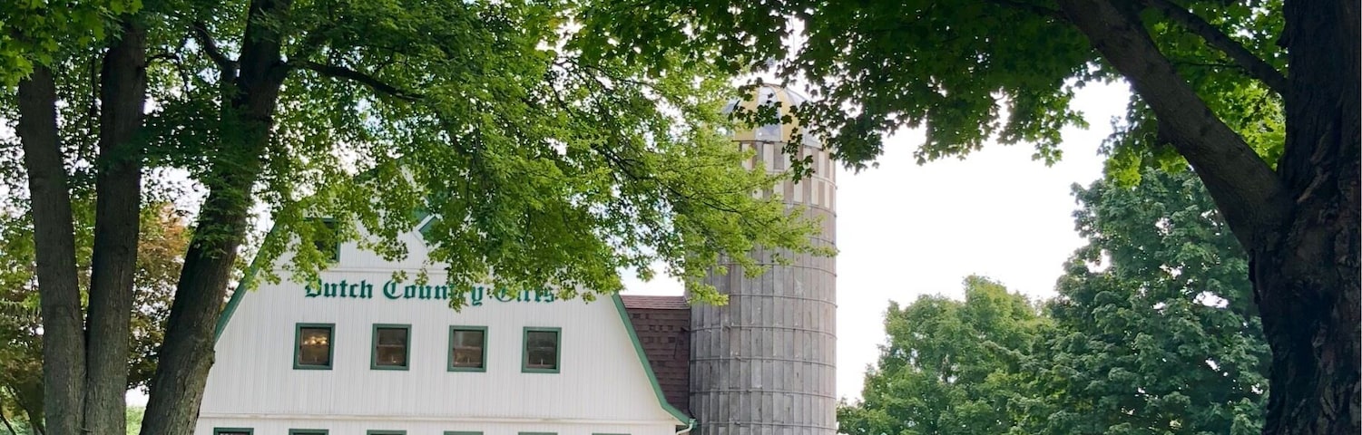 Such a pretty setting. We didn’t eat or stay here but took the time to checkout the stores and bakery.