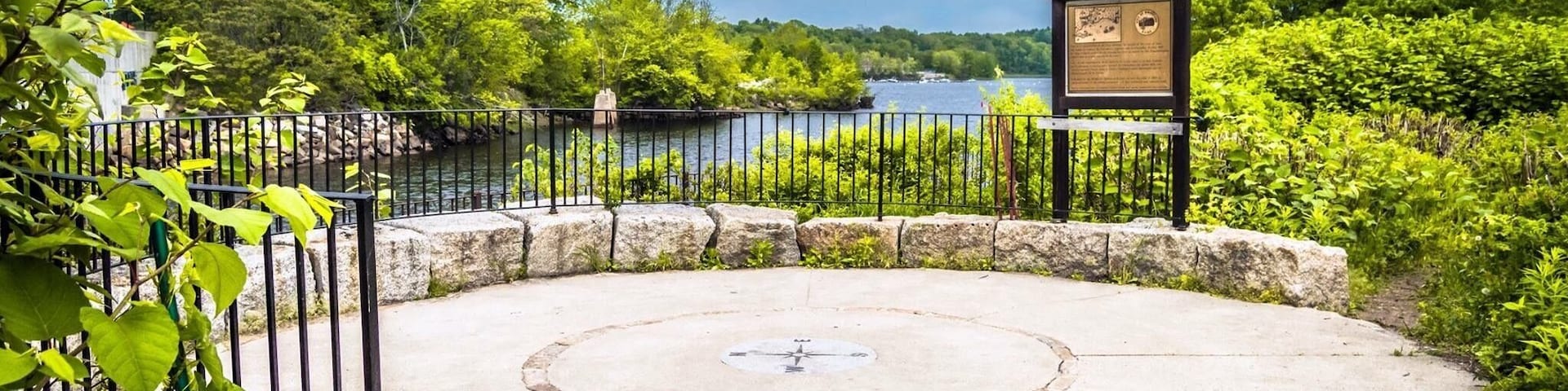 Biddeford is a city in York County, Maine, United States. A nice little park to explore. Lots of old buildings to look at!!