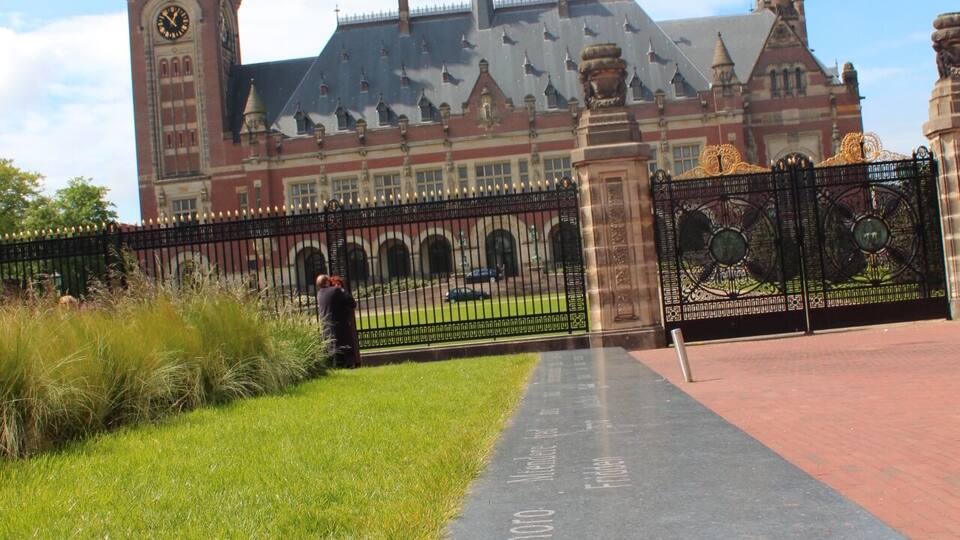 The Peace Palace! It's where important people from different parts of the globe meet to discuss international justice. I wish I could have gone inside but I didn't really plan ahead when I went to the Netherlands for my eurotrip. On the plus side, the peace palace offers a free museum on the left hand side near the gates. There's also a tree with hanging papers with writing of people's wishes. #architecture #thehague #denhaag #netherlands