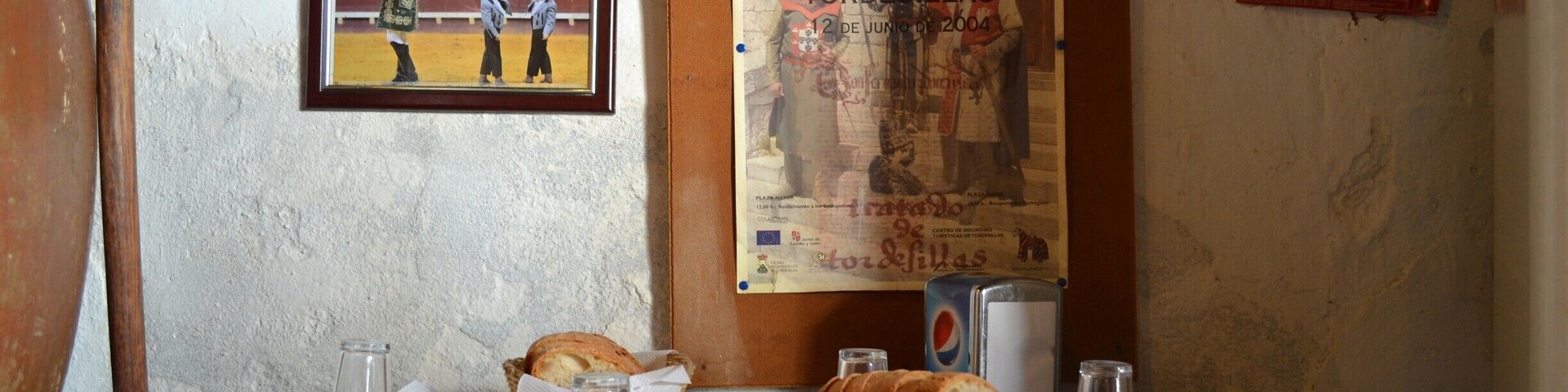 Beautiful petiscos at a small tavern in #portugal www.thetinytaster.com