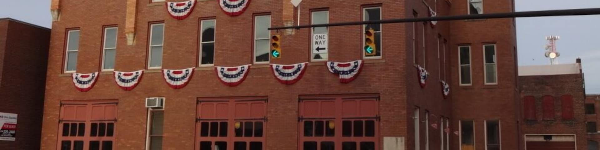 Columbus' Engine House No. 16, built in 1903, operated as a city ladder company between 1908 and 1981. The building is now home to the Central Ohio Fire Museum and is on the National Register of Historic Places.
Oh, it is also supposedly haunted by the snorting of ghostly horses. The ghosts of horses once stabled there to pull the fire wagons.
#architecture