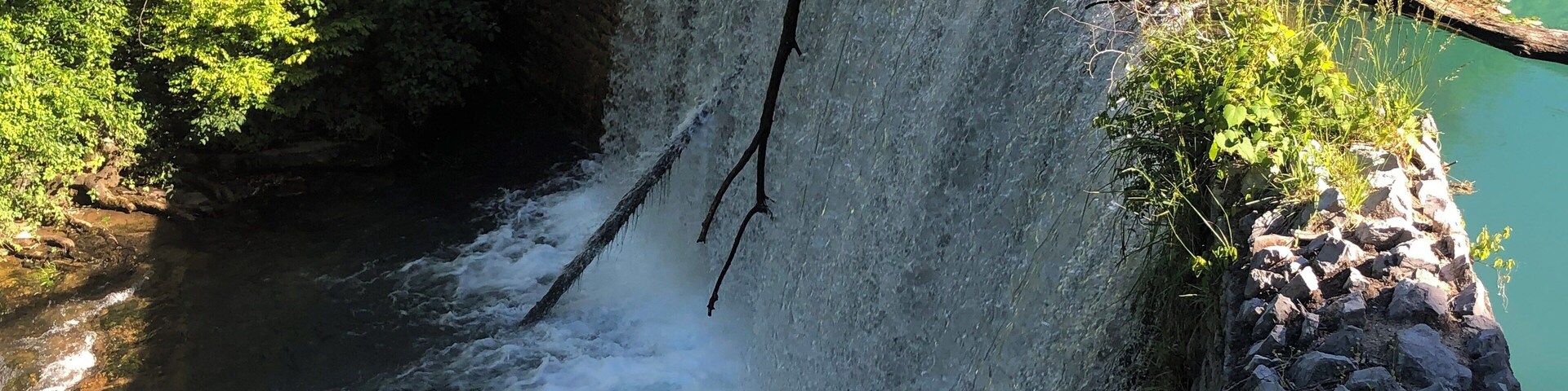 Mirror Lake near Blanchard Springs in Arkansas #arkansas #ozarks