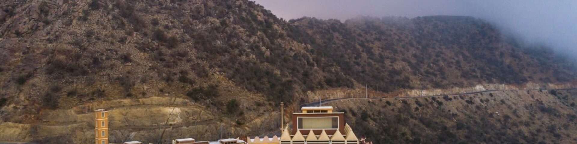 (Al-Burj Restaurant in Al-Baha city)
is a city in the west of Saudi Arabia in the Hejaz area. It is the capital of Al Bahah Region, and is one of the Kingdom's prime tourist attractions. It enjoys a pleasant climate and is surrounded by more than forty forests, including Raghdan, al Zaraeb and Baidan. Al Baha is the headquarters of the Governor, local councils and branches of governmental departments. Receiving the state's special attention, the city of Al Baha abounds in educational, tourist and 87bh institutions. It is considered the capital of the Ghamdi and Zahrani tribes in Saudi Arabia, and most of its inhabitants are from the native tribes.