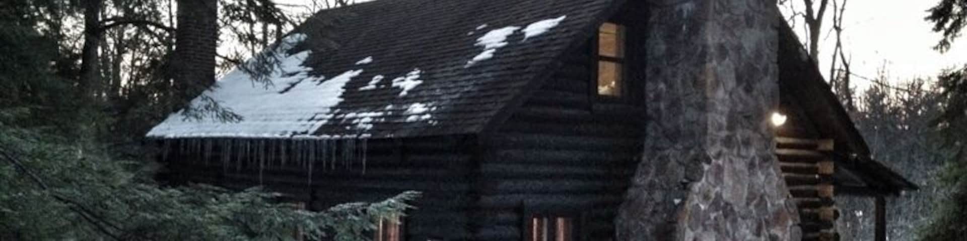 Little wood camping house.