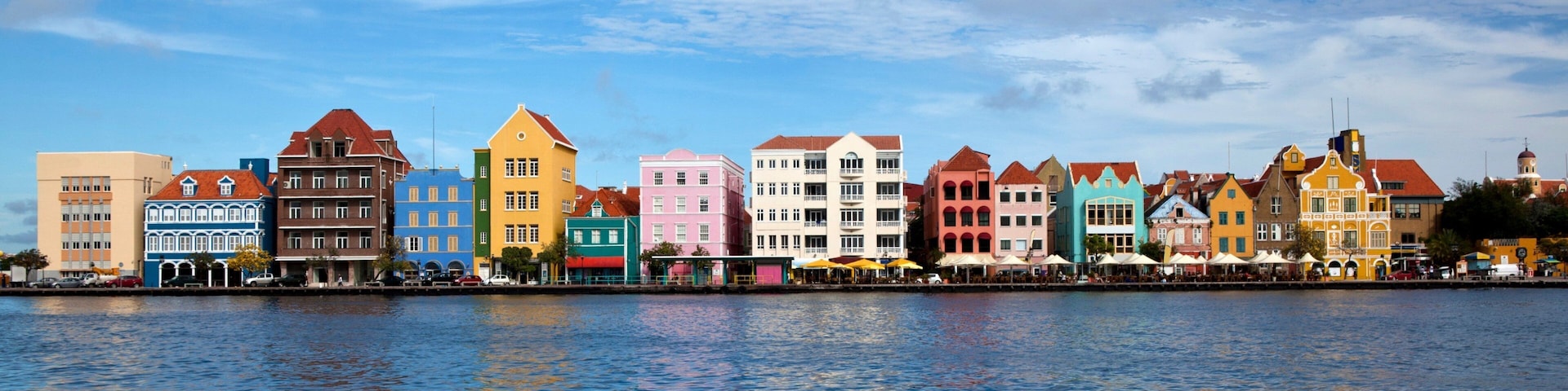 Willemstad featuring a coastal town and general coastal views