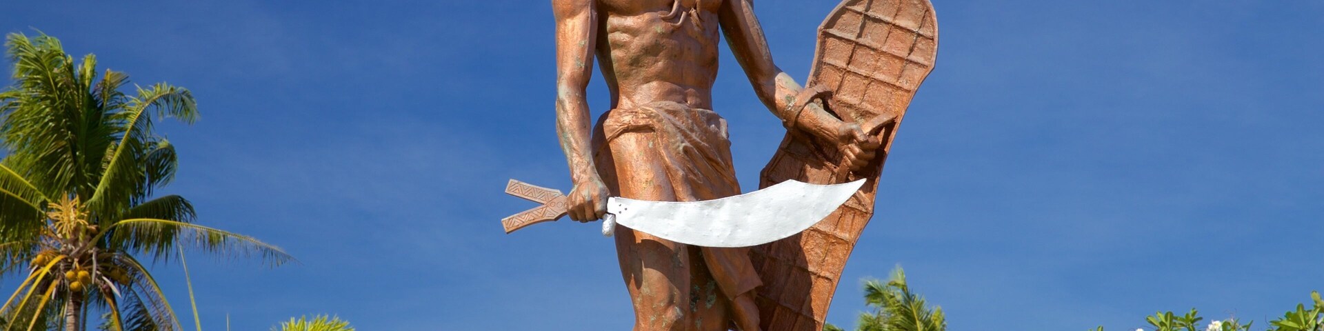 Lapu Lapu which includes a statue or sculpture