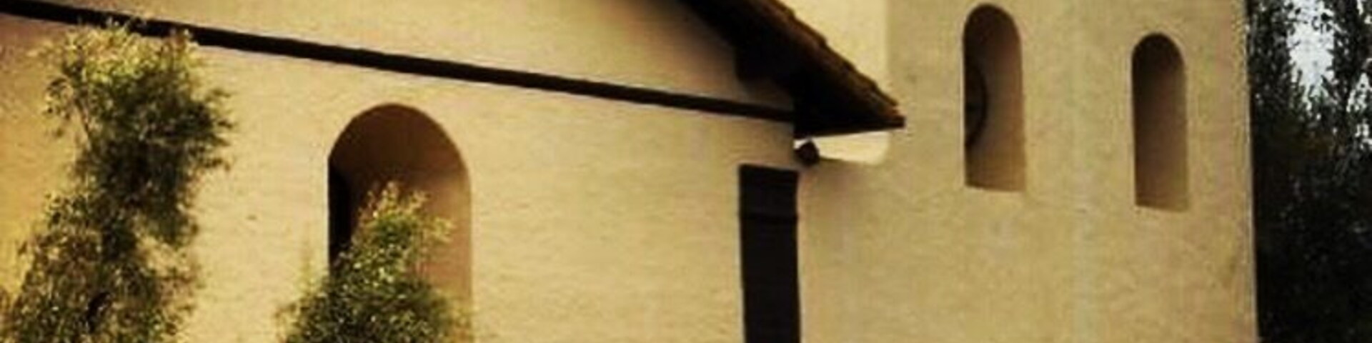 #travelbug #santaynez #californiamission #solvang #california #usa #northamerica #facade #architecture #colonial #church