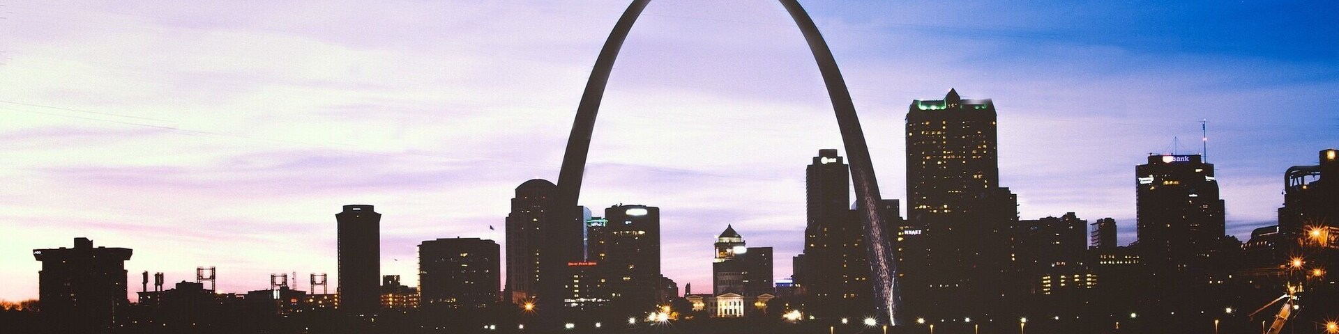 When visiting St Louis and looking to photograph a skyline this place is safe and open for public.